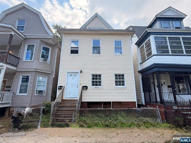 538 Norwood St, East Orange, NJ 07018