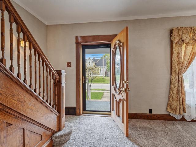 538 W 3rd Street