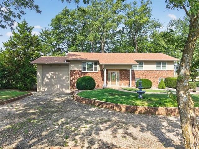 538 W Fremont Rd, Lebanon, MO 65536