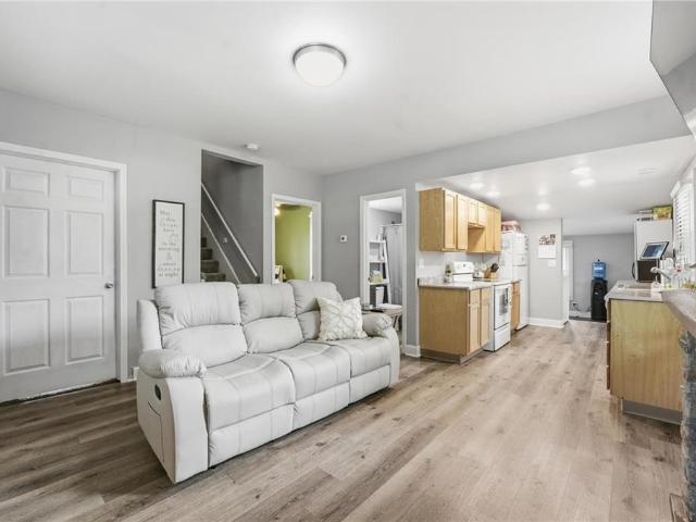 538 W Loula Street