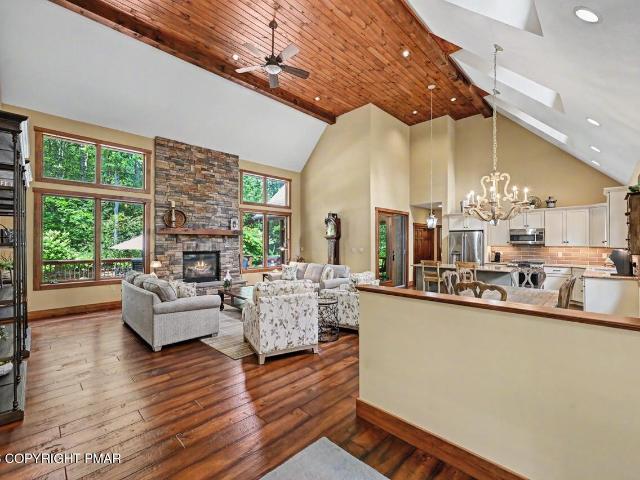 5395 Woodland Avenue