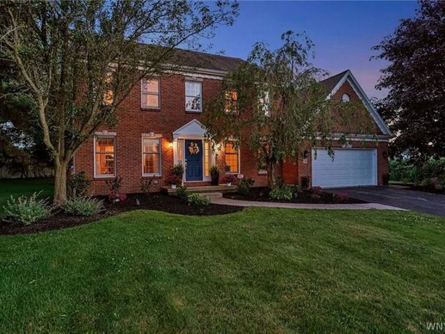 5396 Raintree Ct, Buffalo, NY 14221