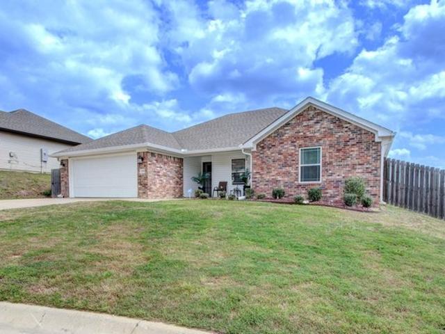 5399 Heritage Valley Dr, Benton, AR 72019