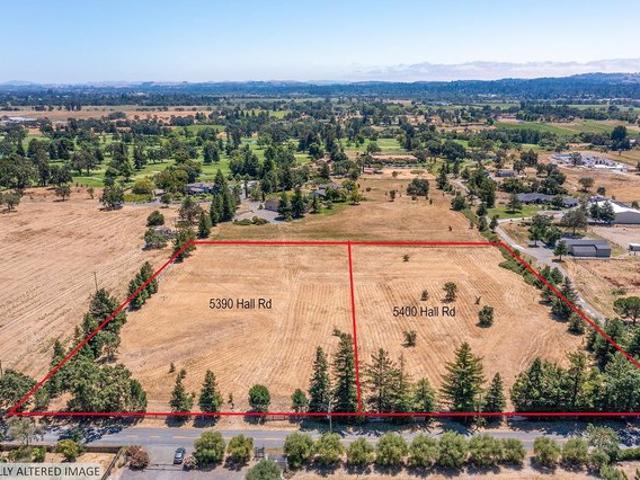 5390 Hall Rd, Santa Rosa, CA 95401