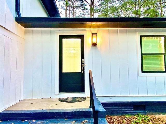 5390 Rockbridge Rd SW, Stone Mountain, GA 30088 | Compass