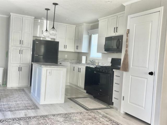 5390 Sandstone Drive