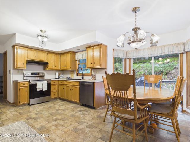 5390 Woodbridge Drive E
