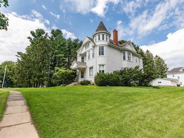 539 Congress St, Bloomington, WI 53804