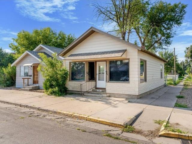539 Chestnut St, Sterling, CO 80751