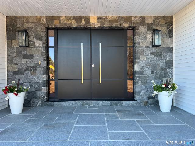 539 A Boston St, Guilford, CT 06437 | MLS #24072