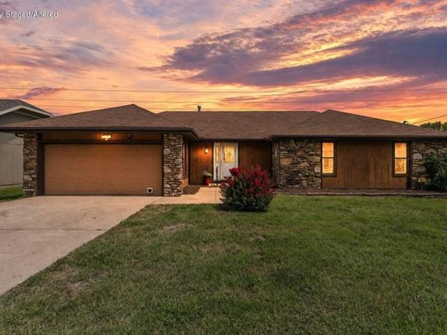 539 E Erie St, Springfield, MO 65807
