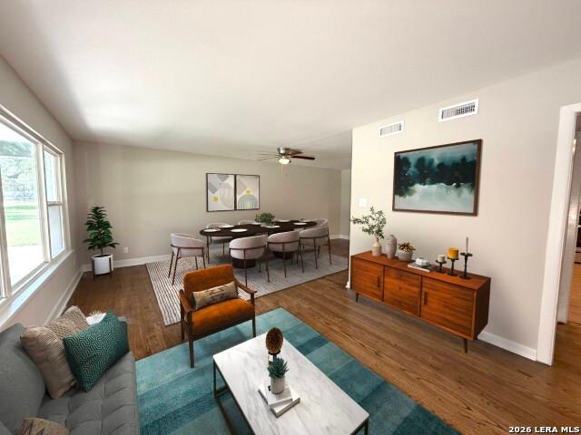 539 Oakleaf Dr