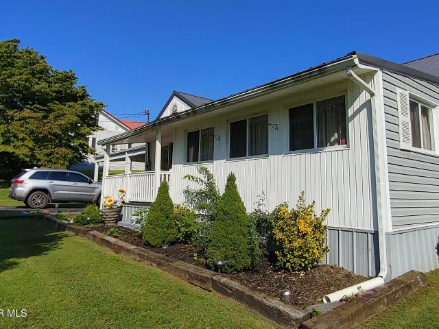 539 Oakwood Avenue