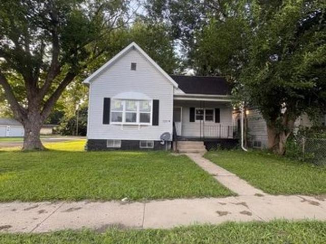 539 N Grand Ave W, Springfield, IL 62702