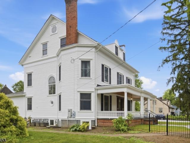 539 So Beverwyck Rd
