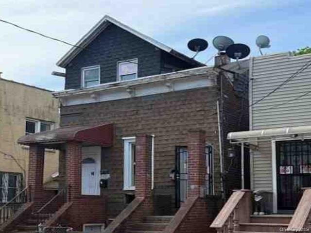 57 20 Penrod St, Corona, NY 11368