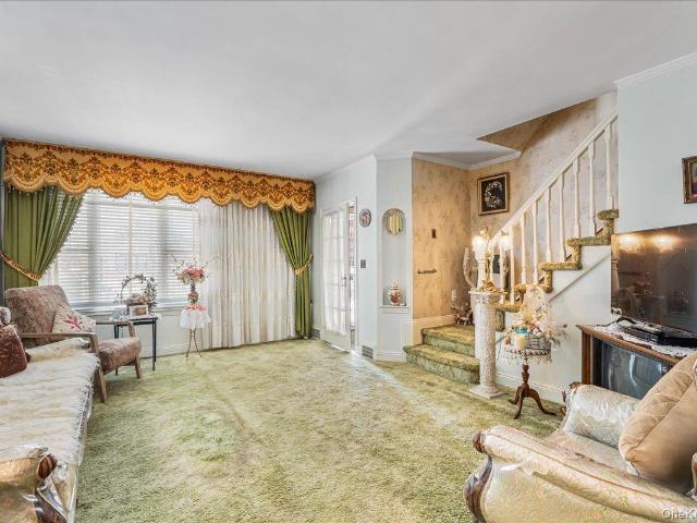 57 32 th Street | Compass