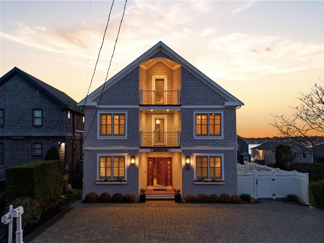 57 Tuckerman Avenue