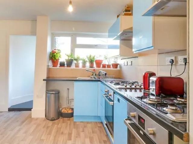 57 Victor Road, London, NW10 5XB, United Kingdom | Room for rent #167863465 | Rentberry