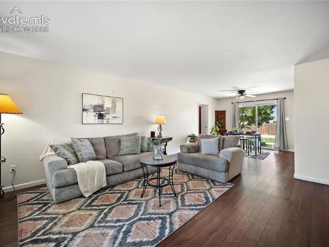 57 W Bonanza Drive