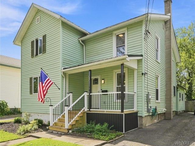 57 Webb St, Lockport, NY 14094