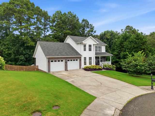57 Woodbury Court