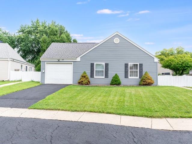 57 Afton Dr, Montgomery, IL 60538