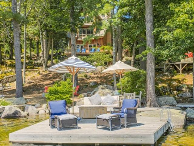 57 Andersen Rd, Raymond, ME 04071
