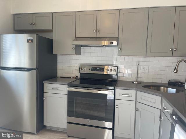 57 Ash Stoker Ln, Horsham, PA 19044 | MLS #PAMC2164 | Compass