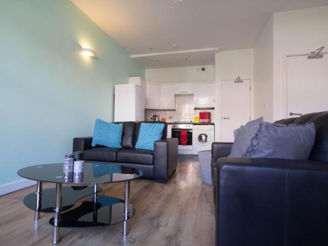 57 BEECHWOOD VIEW Leeds LS4 2LP