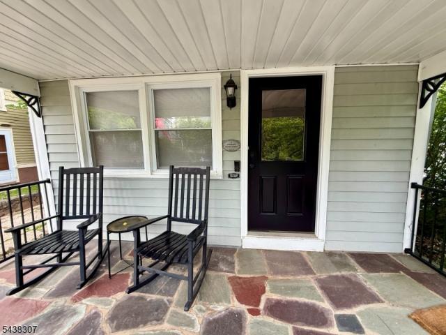 57 Bonnell St