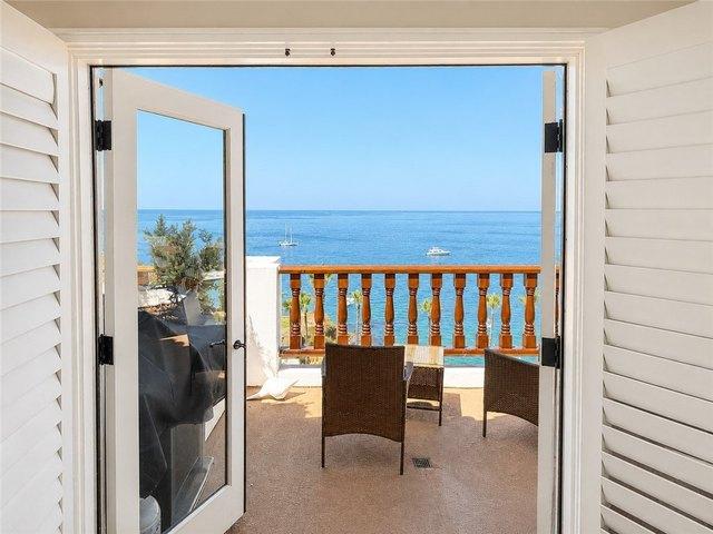 57 Camino De Flores, Avalon, CA 90704