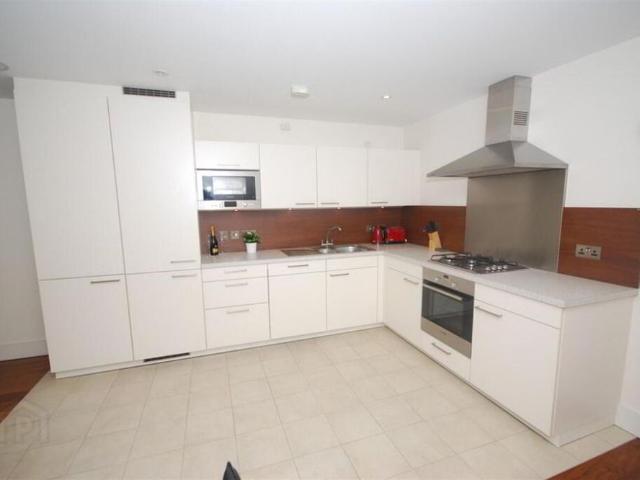 57 Custom House Residence, Belfast, BT1 3EY