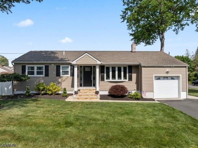 57 Desna St, Piscataway Twp, NJ 08854