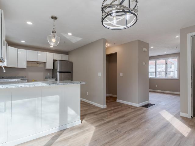 57 Dunns Bridge Ln, Dover, NH 03820 | MLS #5083 | Compass