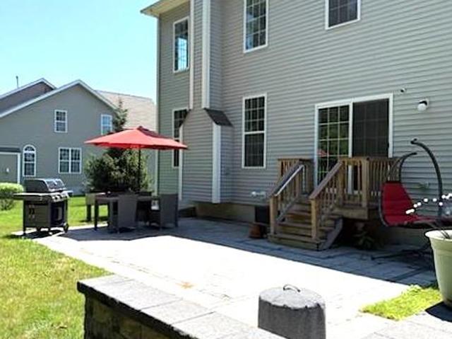 57 E Van Buren Way