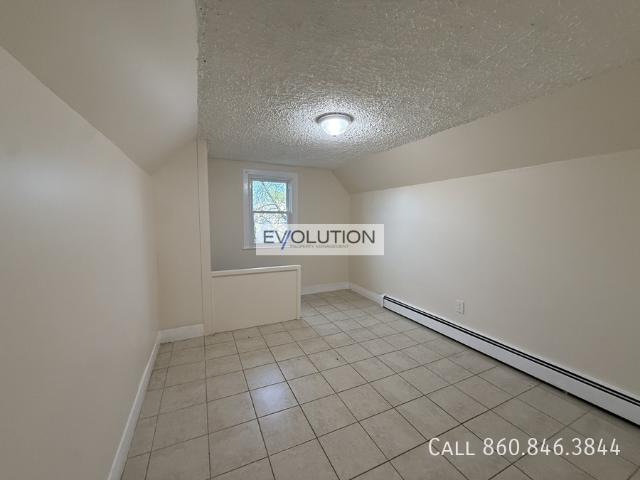 57 Franklin Ave, 1 bed, 1 full bath