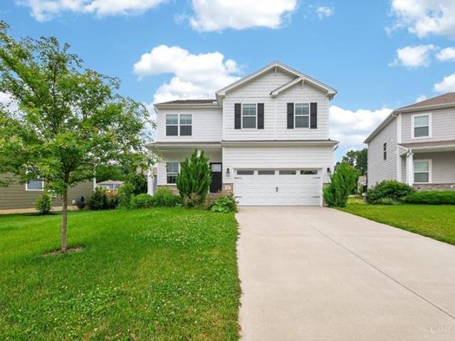 57 Goldfish Ln, Pierce Township, OH 45102