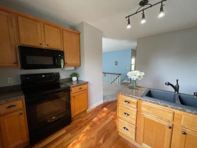 57 Hill St, Saco, ME 04072 | MLS #1654