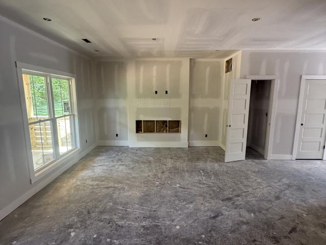 57 Holland Park West