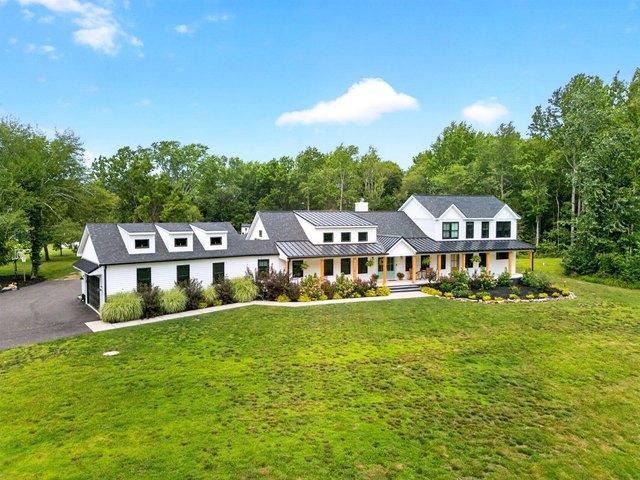 57 Island Rd, Monroeville, NJ 08343