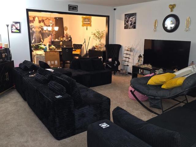 57 Keefer Way