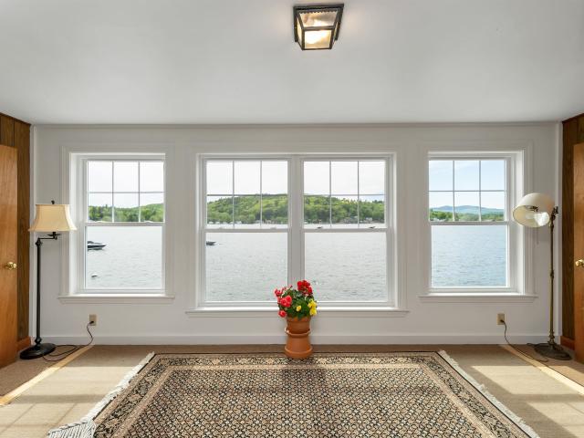 57 Lakeside Road