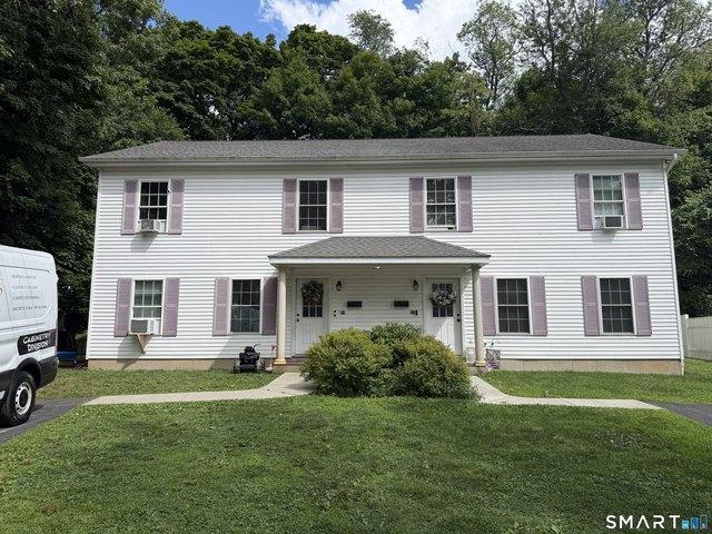 57 Lounsbury St, Naugatuck, CT 06770