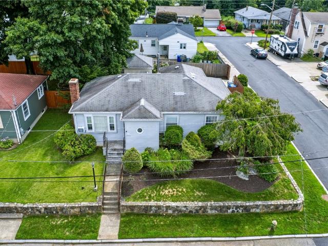 57 Oakwood Avenue