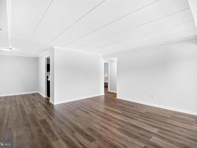 57 Oakridge Drive
