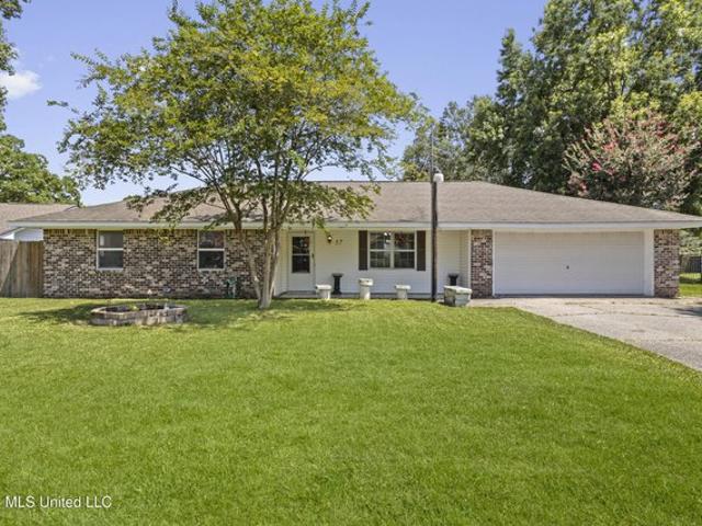 57 Opal Cv, Gulfport, MS 39503