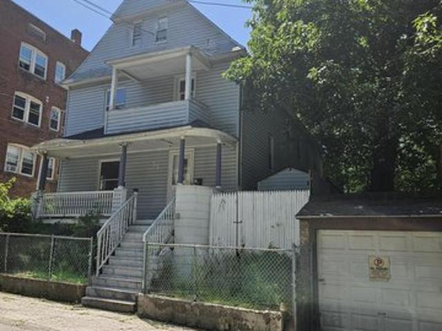 57 Ridgewood St, Waterbury, CT 06710