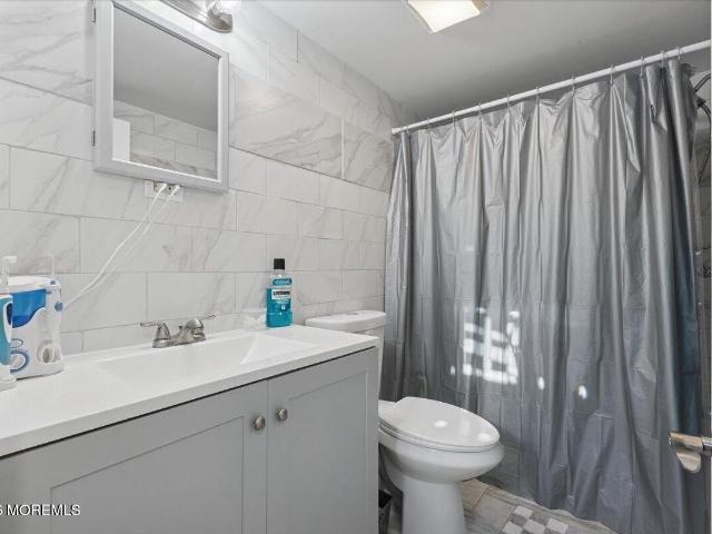 57 Roberts Rd, Toms River, NJ 08755 | MLS #22604