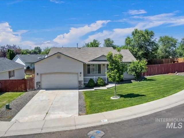 57 S Camden St, Nampa, ID 83651